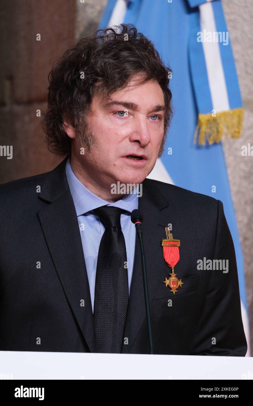 President of the Community of Madrid, Isabel Diaz Ayuso awards ...