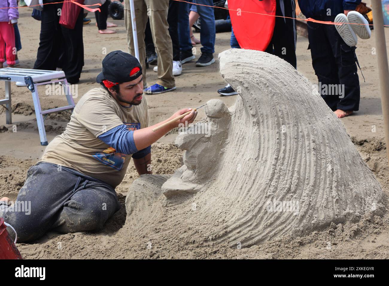 2024 Oregon Coast Annual Sand Castle Contest at Cannon Beach Stock ...