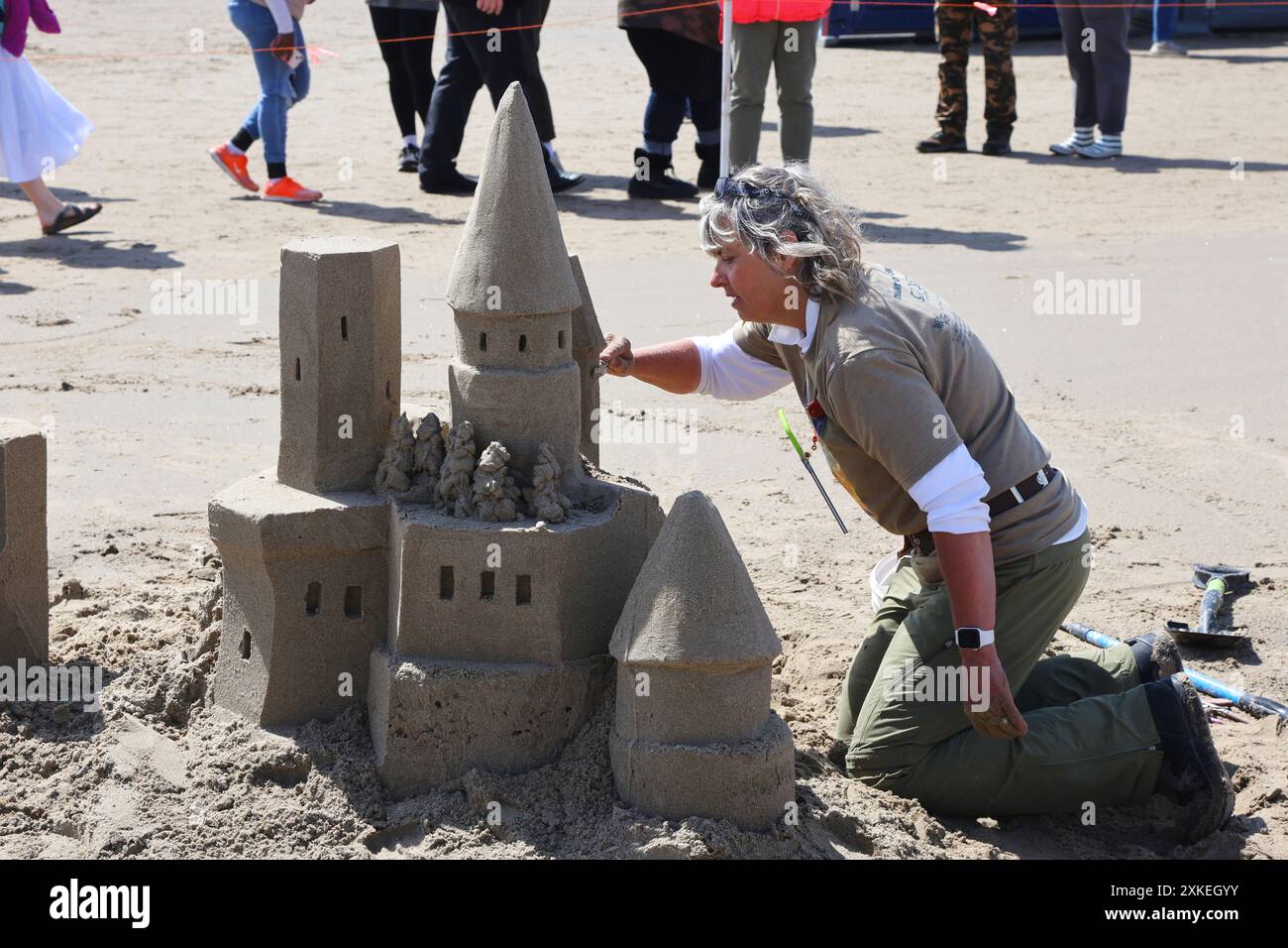 2024 Oregon Coast Annual Sand Castle Contest at Cannon Beach Stock ...
