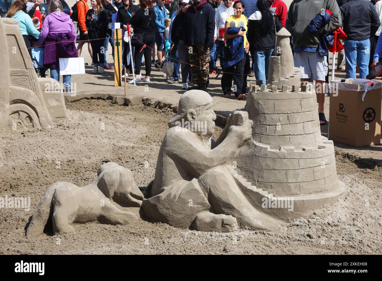2024 Oregon Coast Annual Sand Castle Contest at Cannon Beach Stock ...
