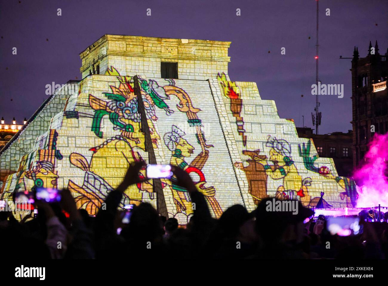replica of the Kukulkan Pyramid of Chichén Itzá illuminated in a light ...