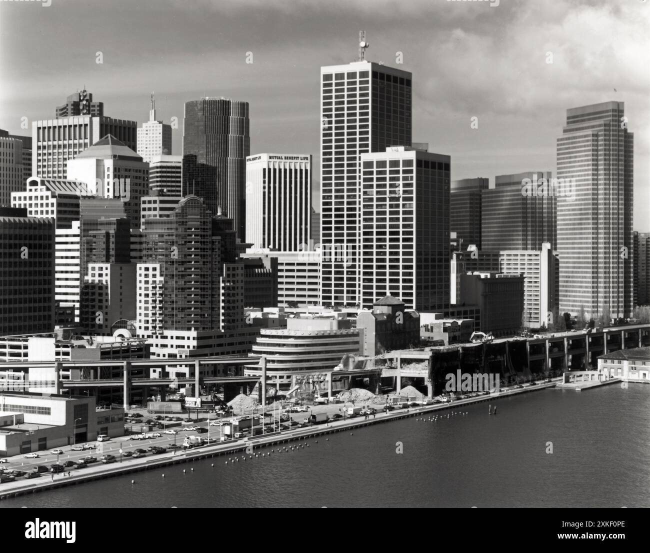 Loma prieta earthquake 1989 highway hi-res stock photography and images ...