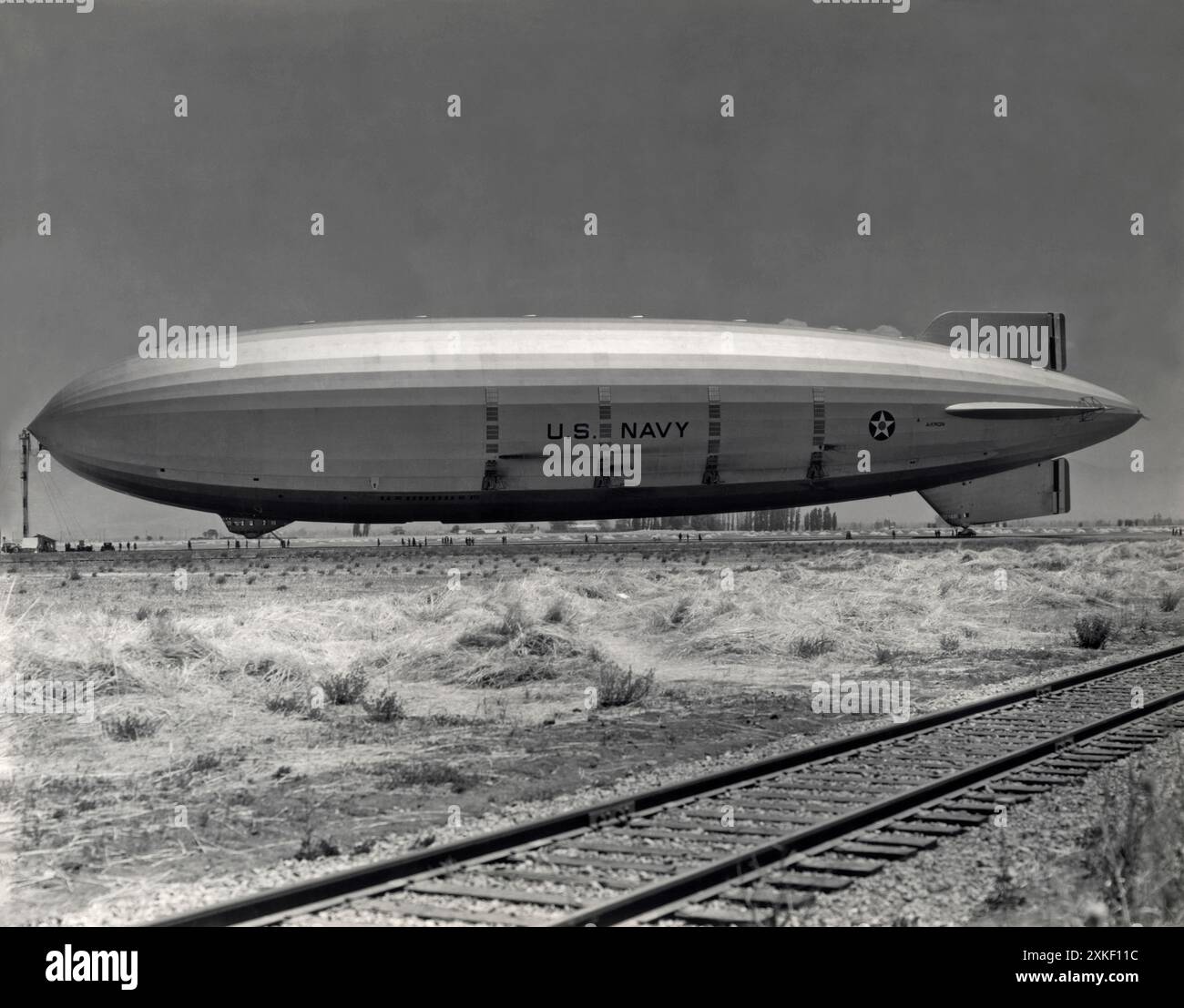 Mountain View, California c. 1932 The U.S. Navy airship, USS Akron ...