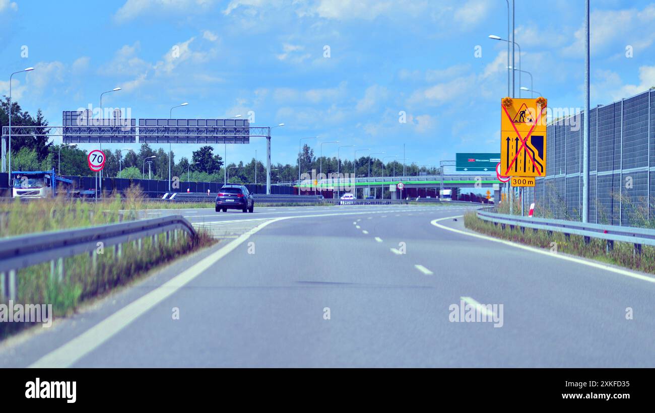 Warsaw, Poland. 15 July 2024. View of cars on the expressway S17 ...