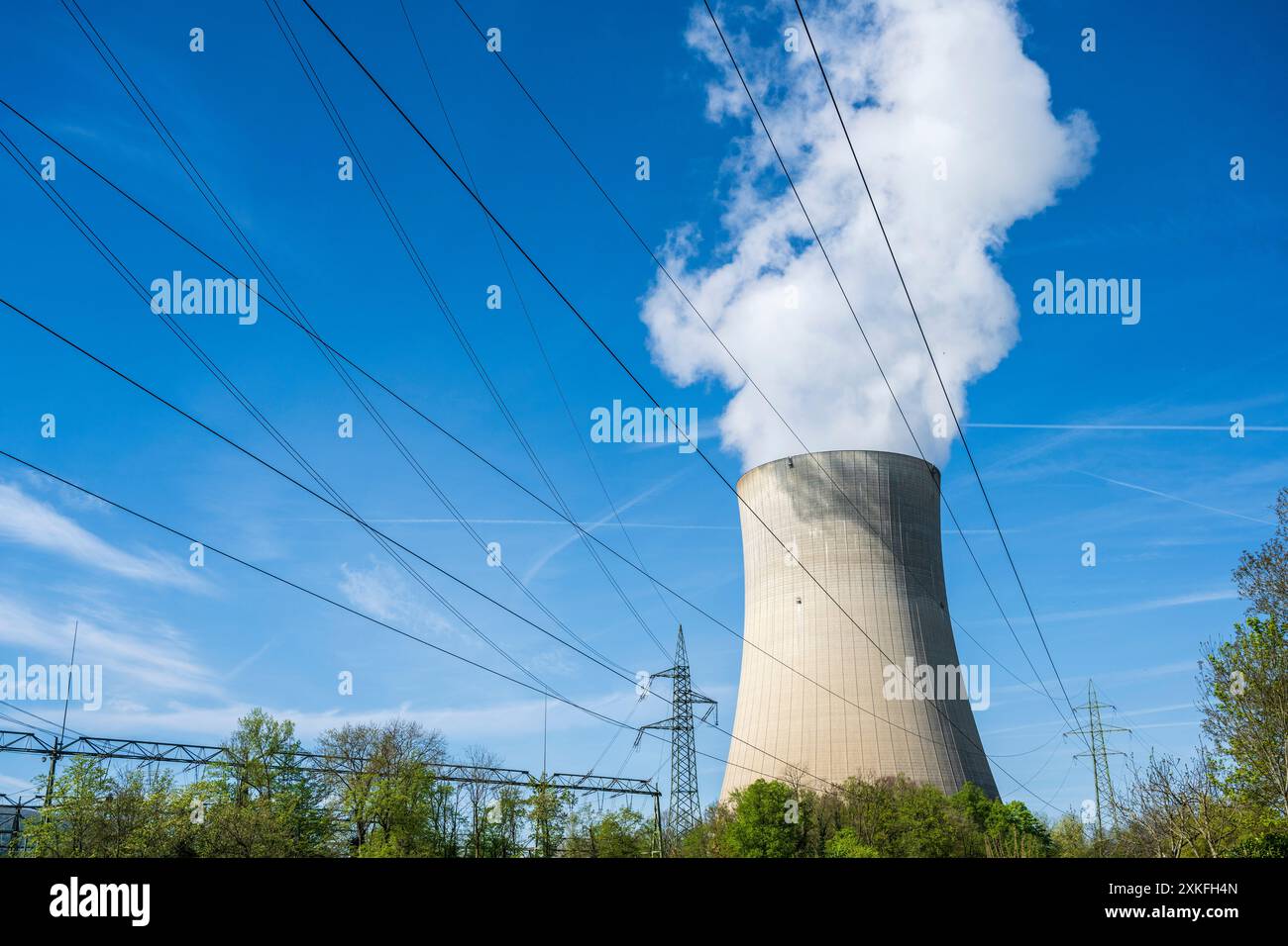 A cooling tower of the Goesgen / Gösgen nuclear power plant in ...