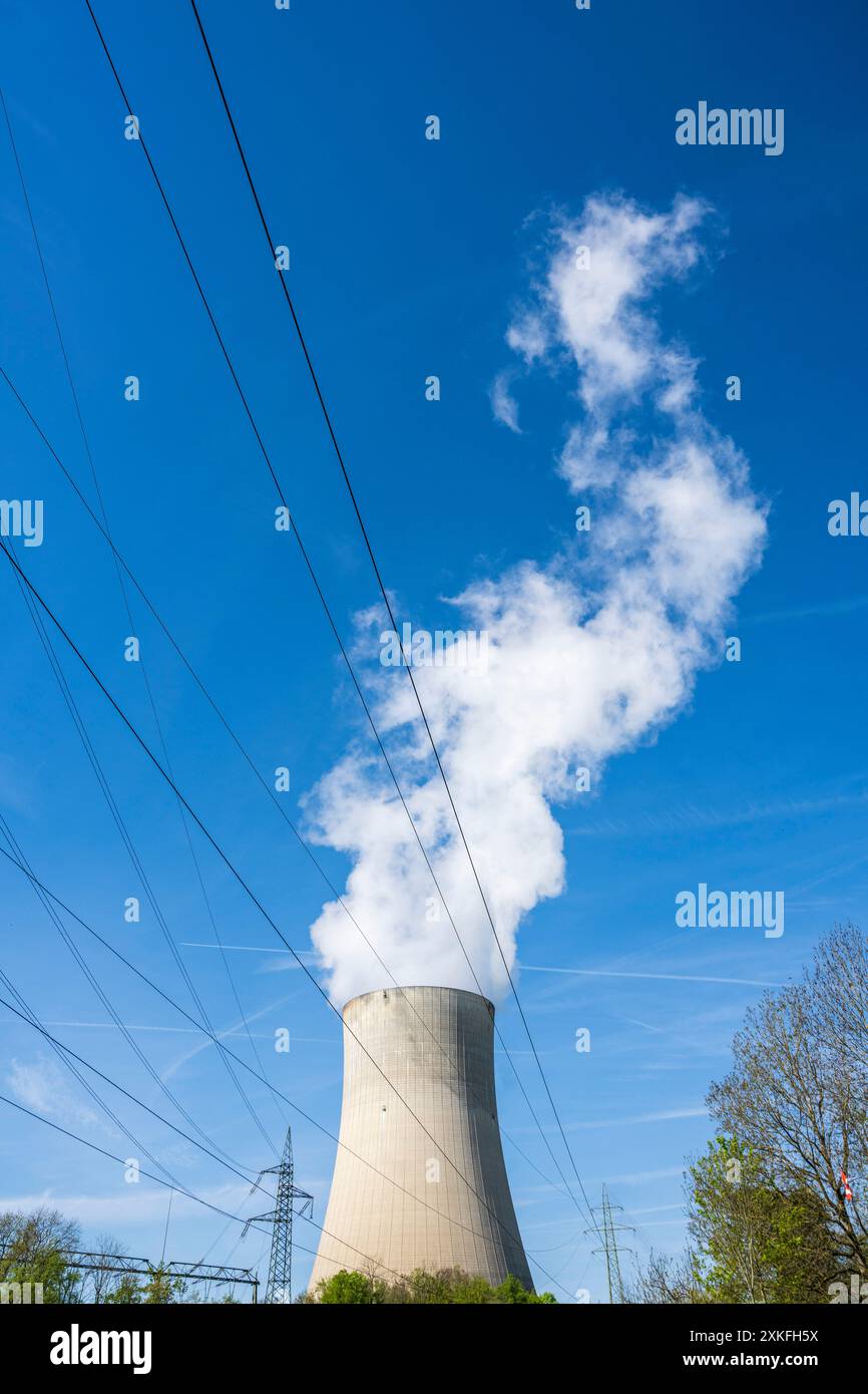 A cooling tower of the Goesgen / Gösgen nuclear power plant in ...