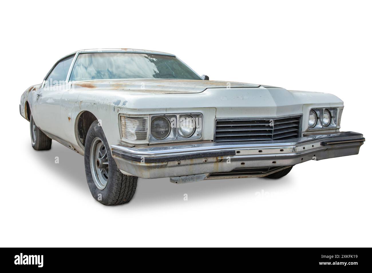 1973 Buick Riviera muscle car abandoned with peeling paint, isolated on ...