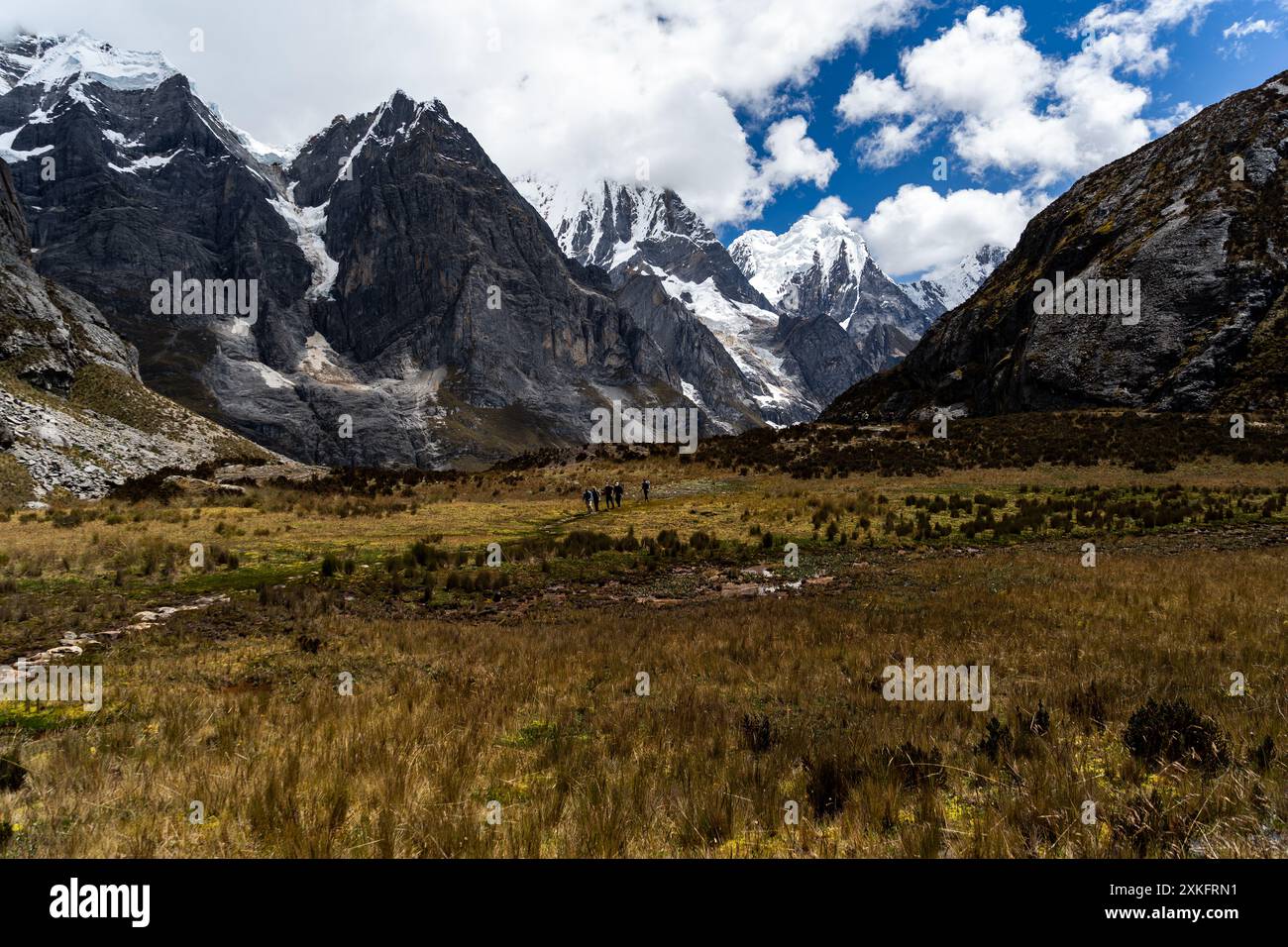 Beautiful hiking trek through hi-res stock photography and images - Alamy