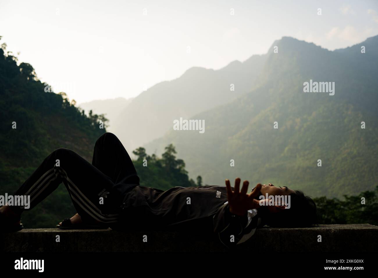 Having rest laying down hi-res stock photography and images - Alamy