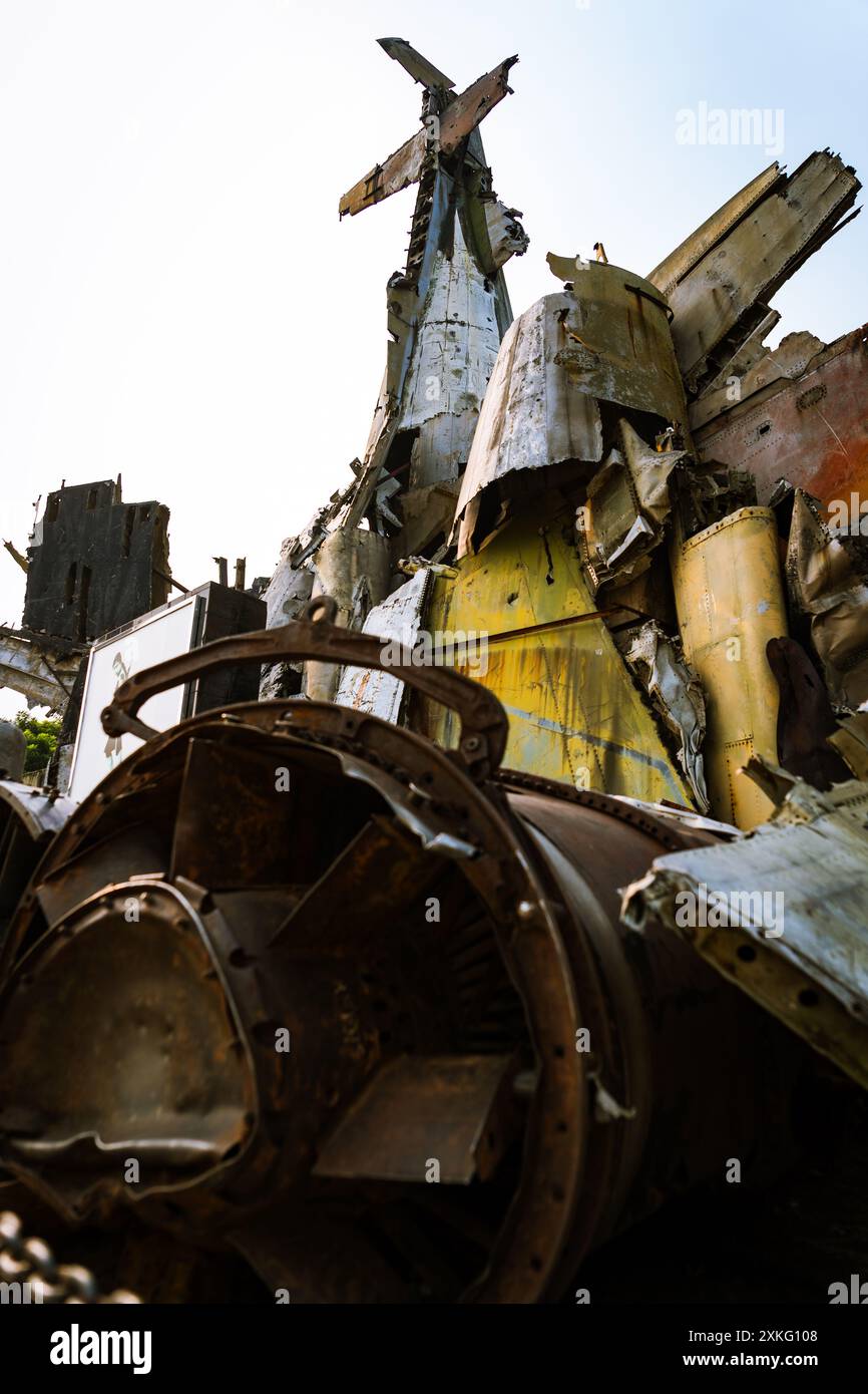 Former military aircraft hi-res stock photography and images - Alamy