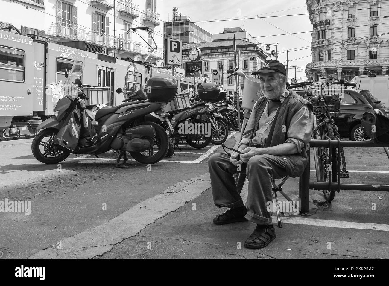 Spring sail Black and White Stock Photos & Images - Alamy