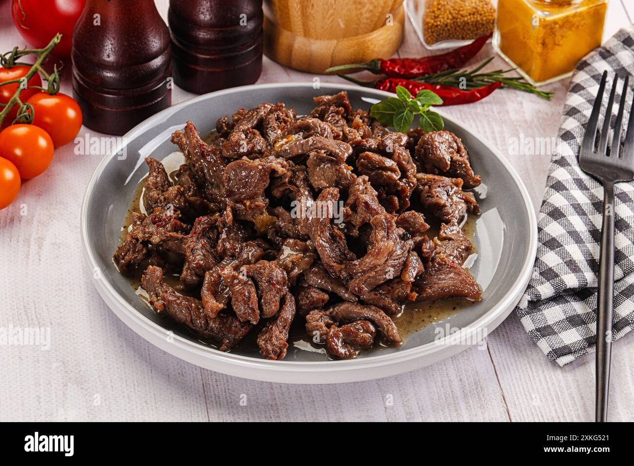 Stew beef slices with gravy Beef Stroganoff Stock Photo - Alamy