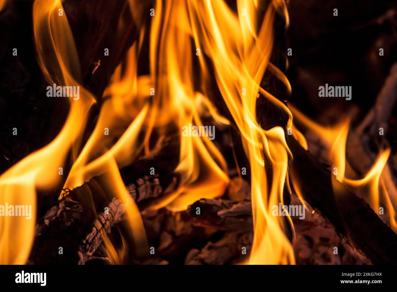Warm fireplaces hi-res stock photography and images - Alamy