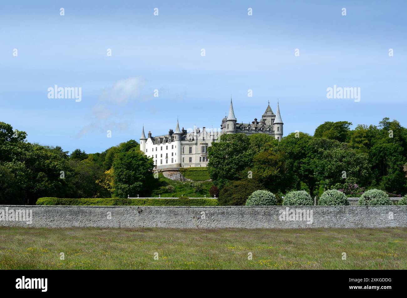 Dunrobin park hi-res stock photography and images - Alamy