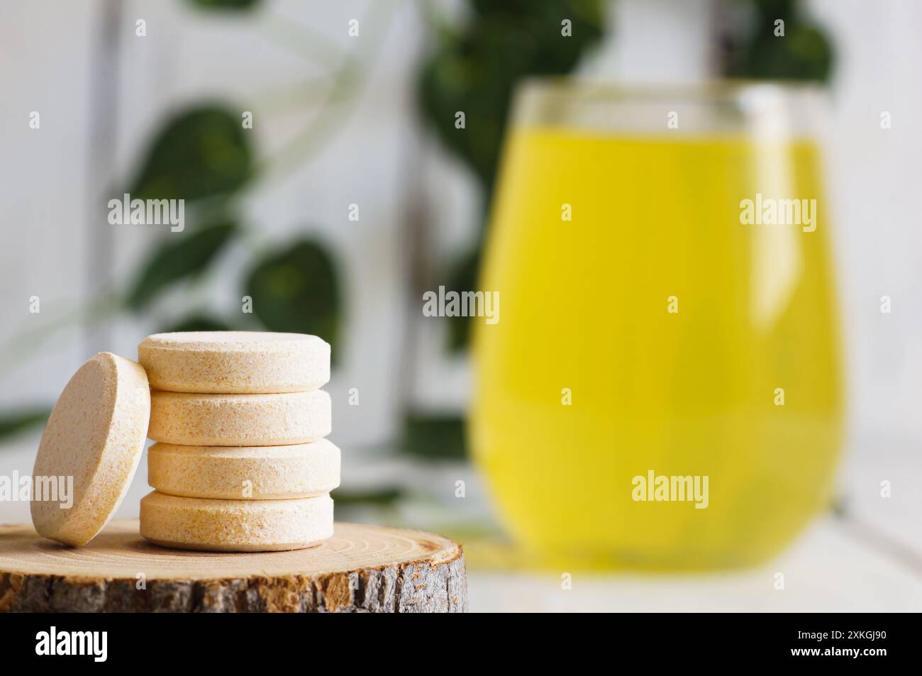 Effervescent tablet, food supplement, strengthens the immune system ...