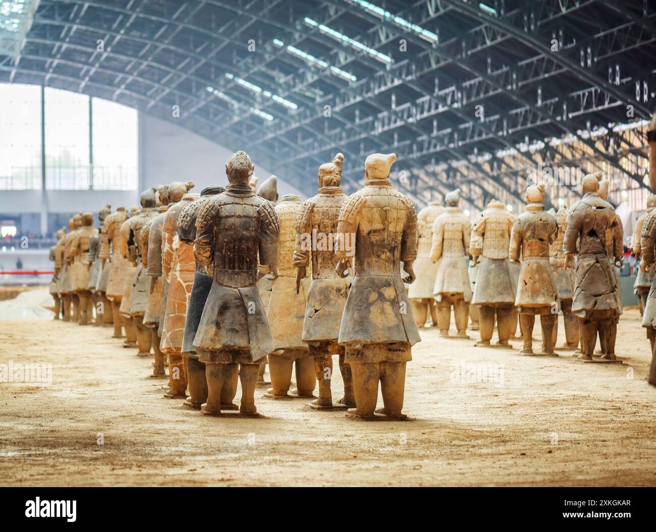 Back view of terracotta soldiers of the famous Terracotta Army Stock ...