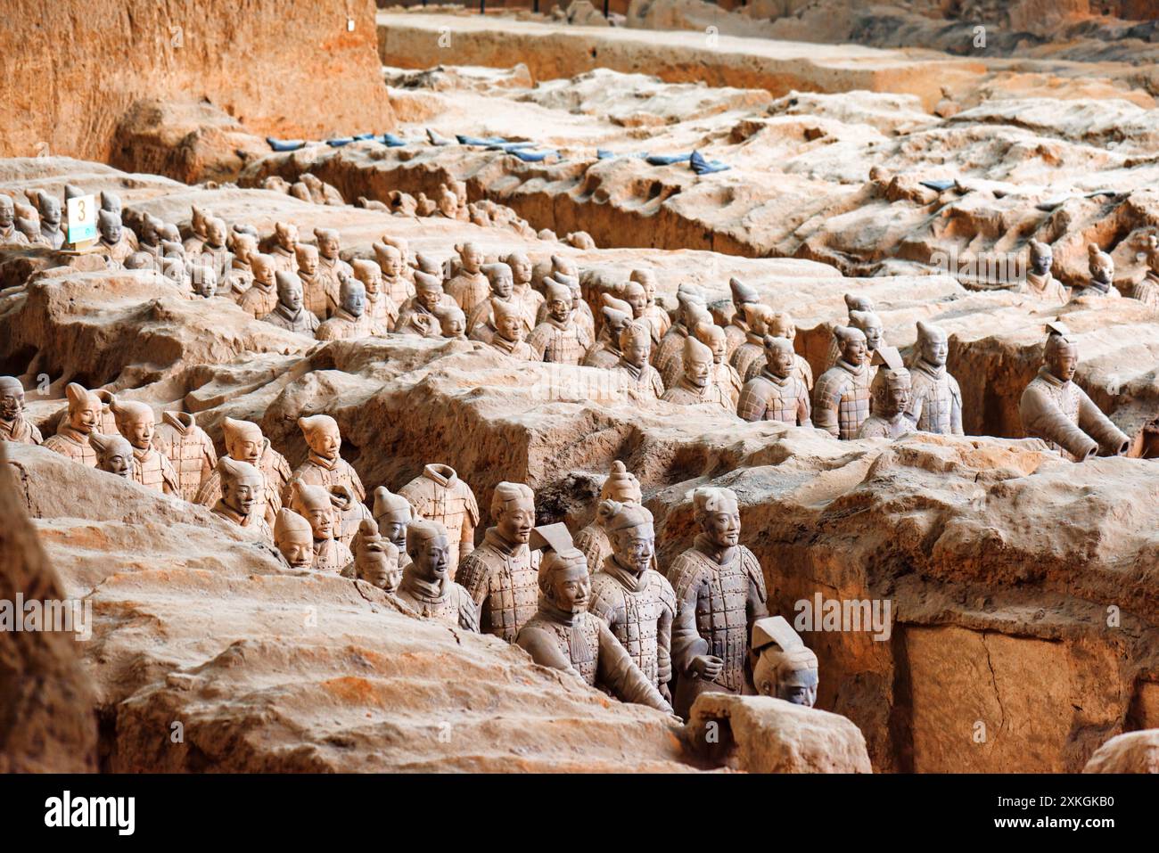 Qin shi huang hi-res stock photography and images - Alamy