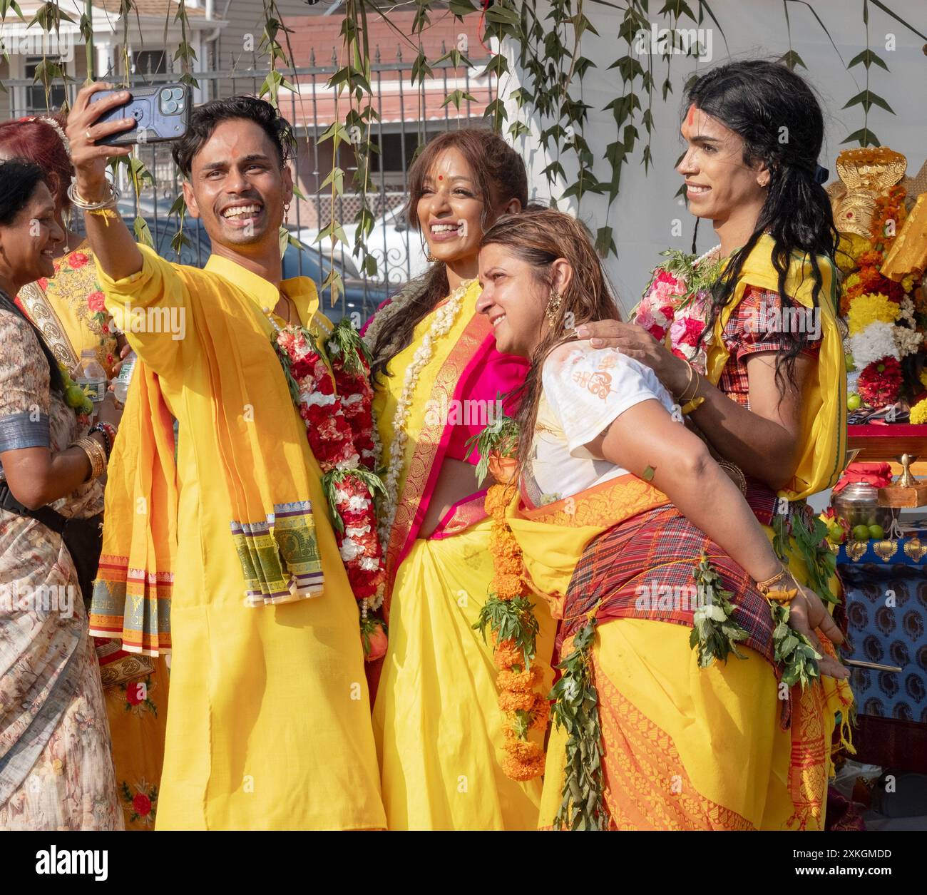 After the Thimithi fire walk, devout Hindus smile for a group selfie ...