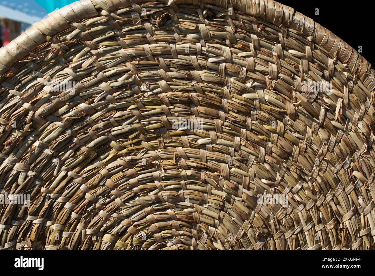 Weaving straws hi-res stock photography and images - Alamy