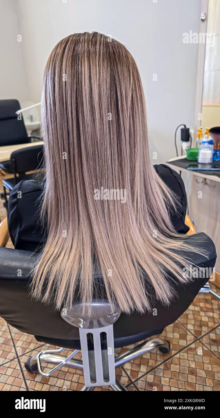 Long hair. Hair coloring process. Salon work. Step-by-step process ...