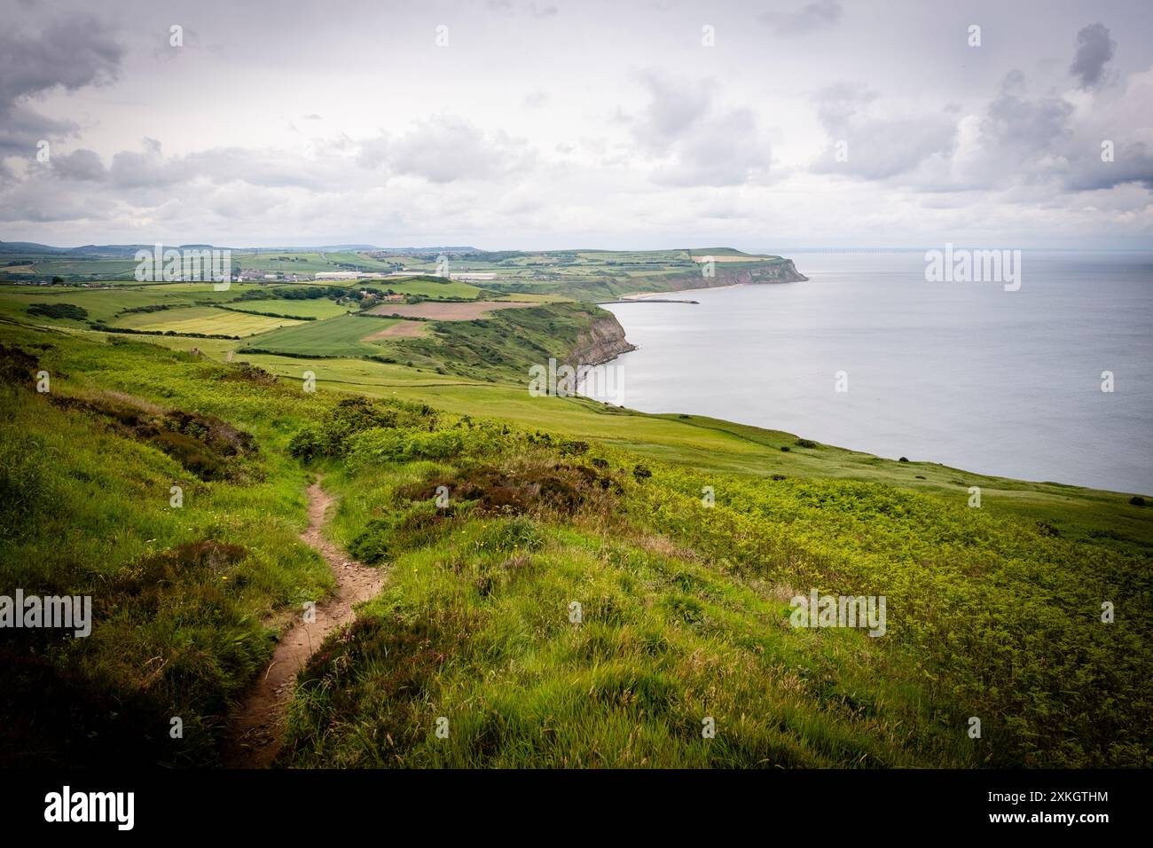 Views along the Cleveland Way, between Saltburn and Skinningrove Stock ...