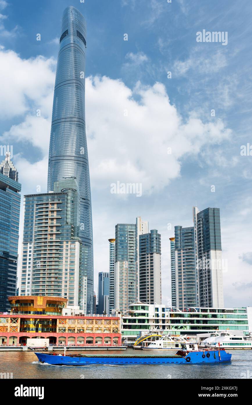 Self-propelled barge on the Huangpu River, Shanghai, China Stock Photo ...