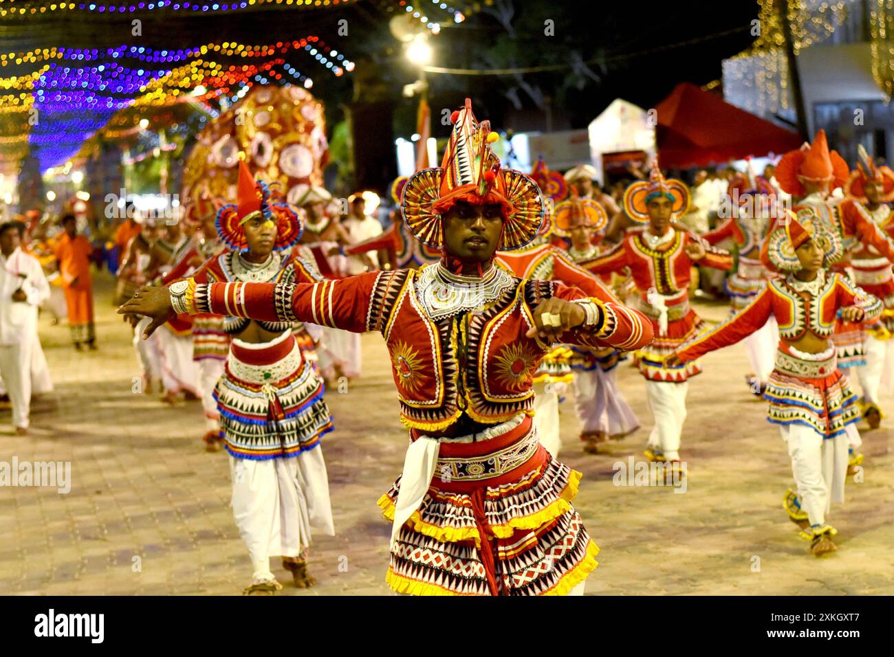 Katharagama, Sri Lanka. 21st July, 2024. People perform traditional ...
