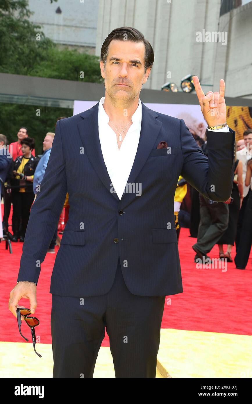 Rob delaney deadpool hi-res stock photography and images - Alamy