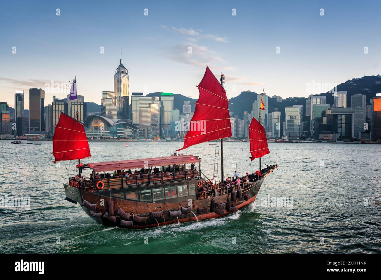 Tourists on wooden sailing ship crosses Victoria harbor Stock Photo - Alamy