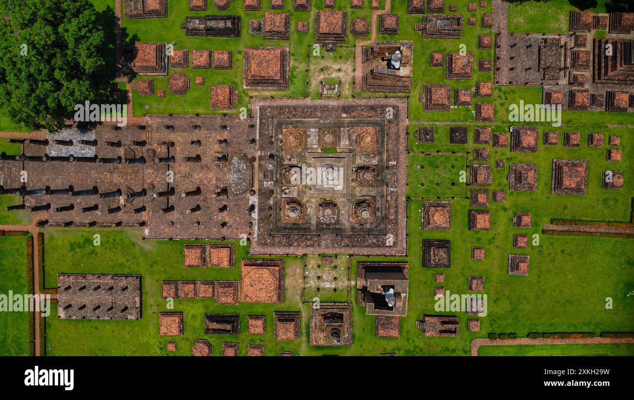 Thailand temple 4k hi-res stock photography and images - Alamy