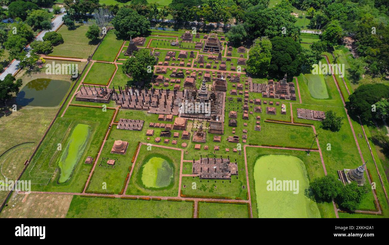 Thailand temple 4k hi-res stock photography and images - Alamy