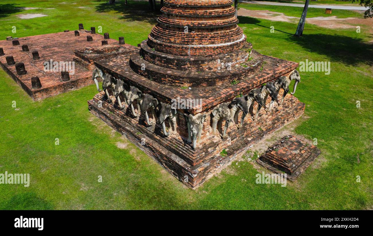 Thailand temple 4k hi-res stock photography and images - Alamy