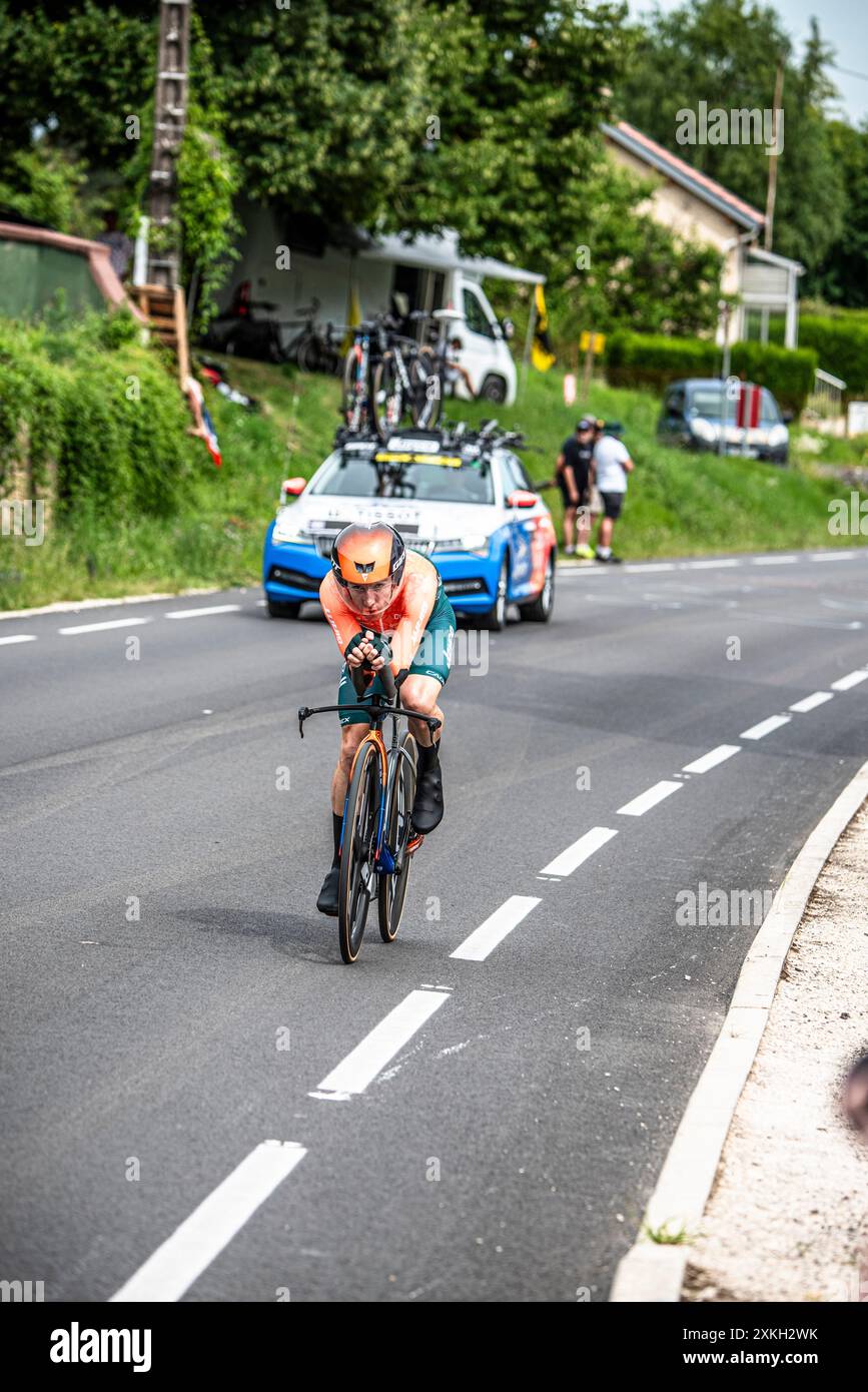 SIMON YATES of TEAM JAYCO ALULA cycling in the Tour de France Stage 7 ...