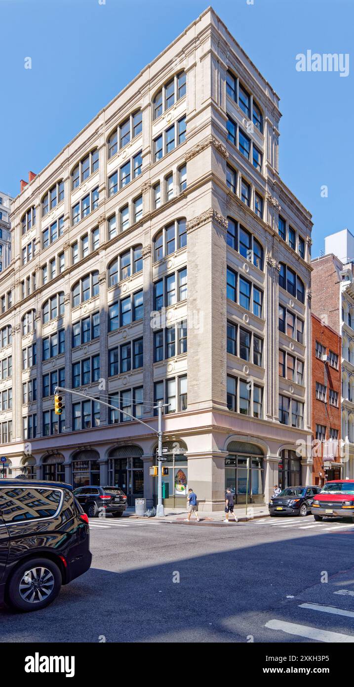 NYC Chinatown: Lafayette Street Building is a landmark office building ...