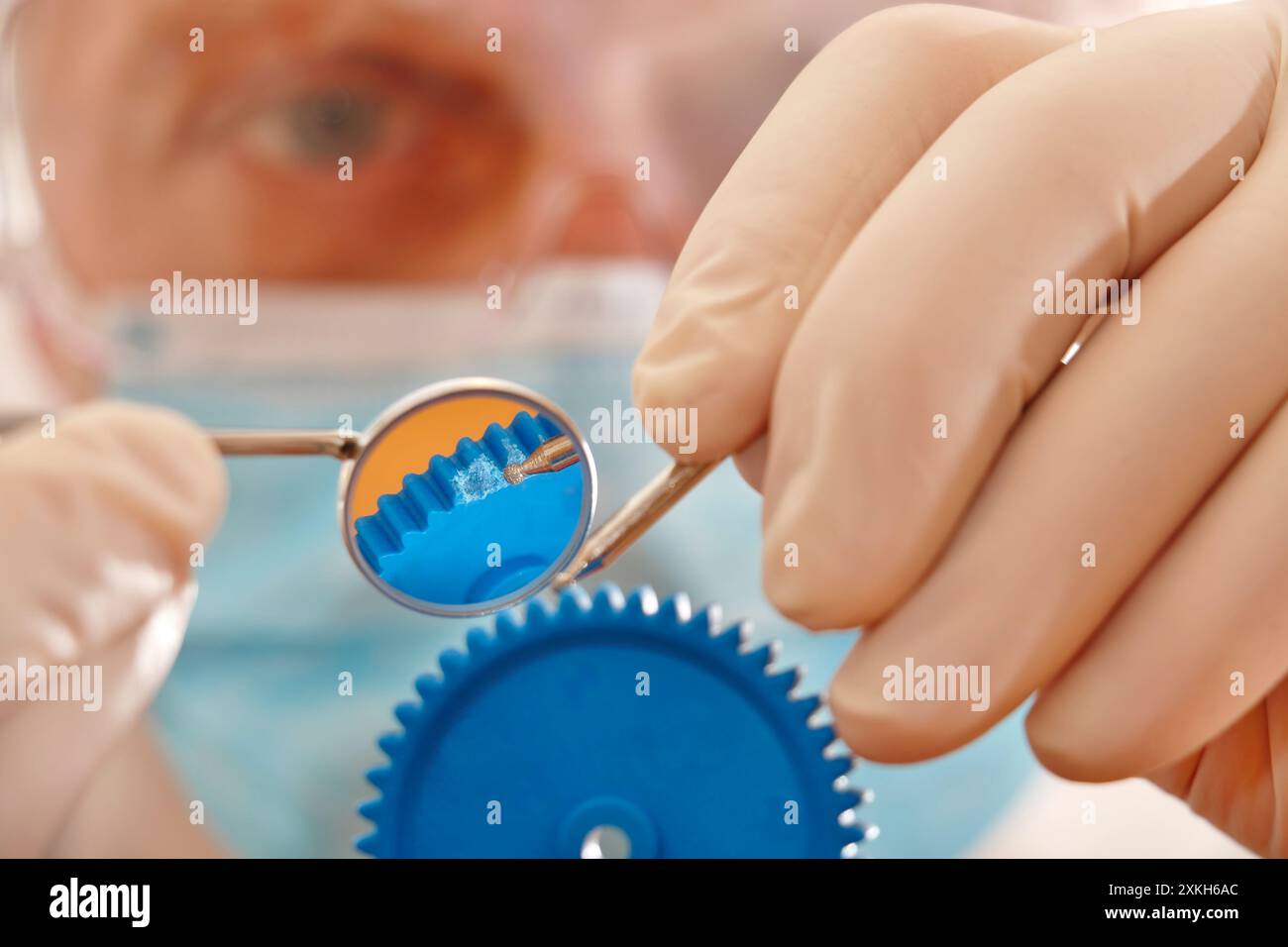 Verlust symbol hi-res stock photography and images - Alamy