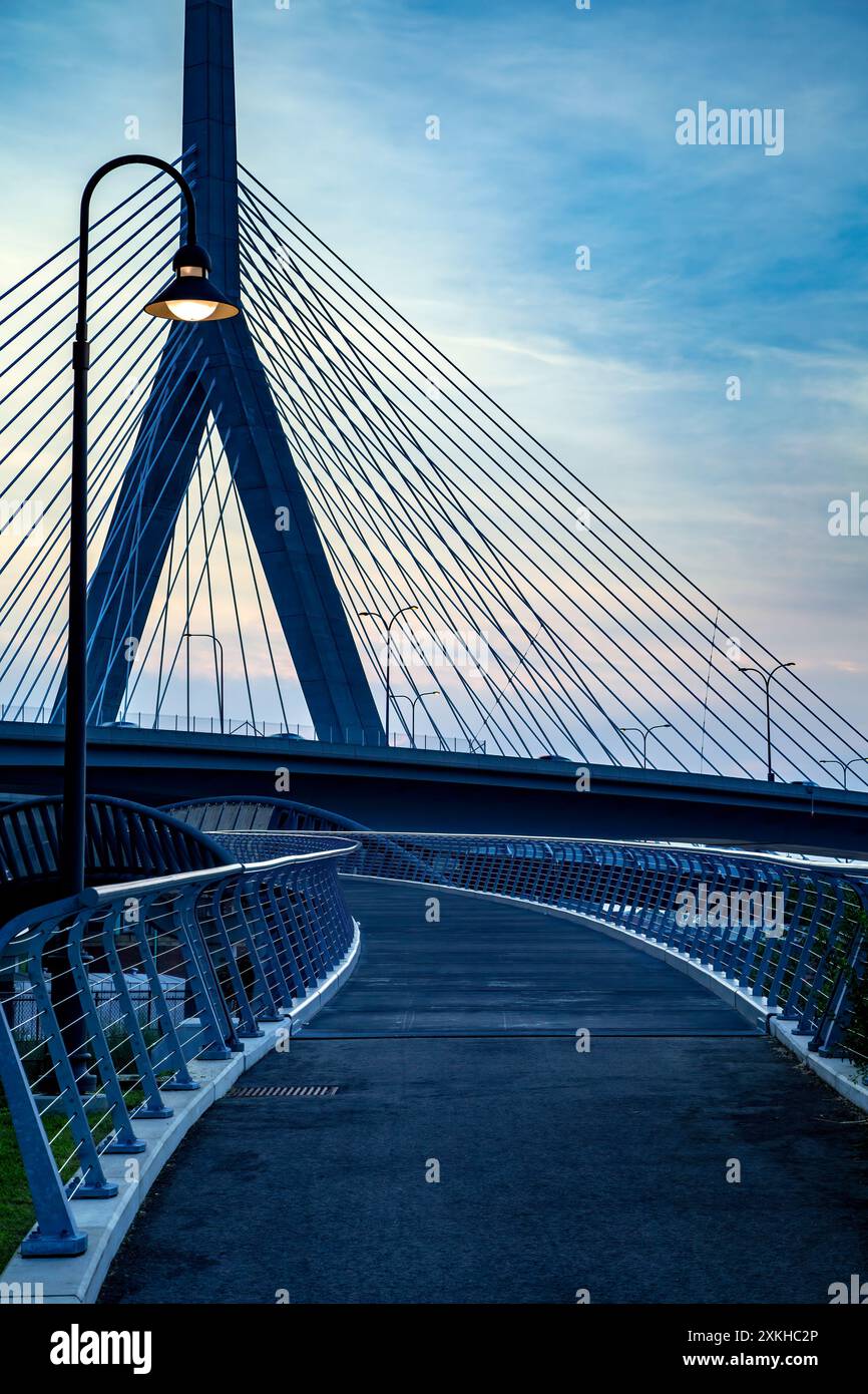 Foot path and Leonard P. Zakim/Bunker Hill Memorial Bridge (Zakim ...