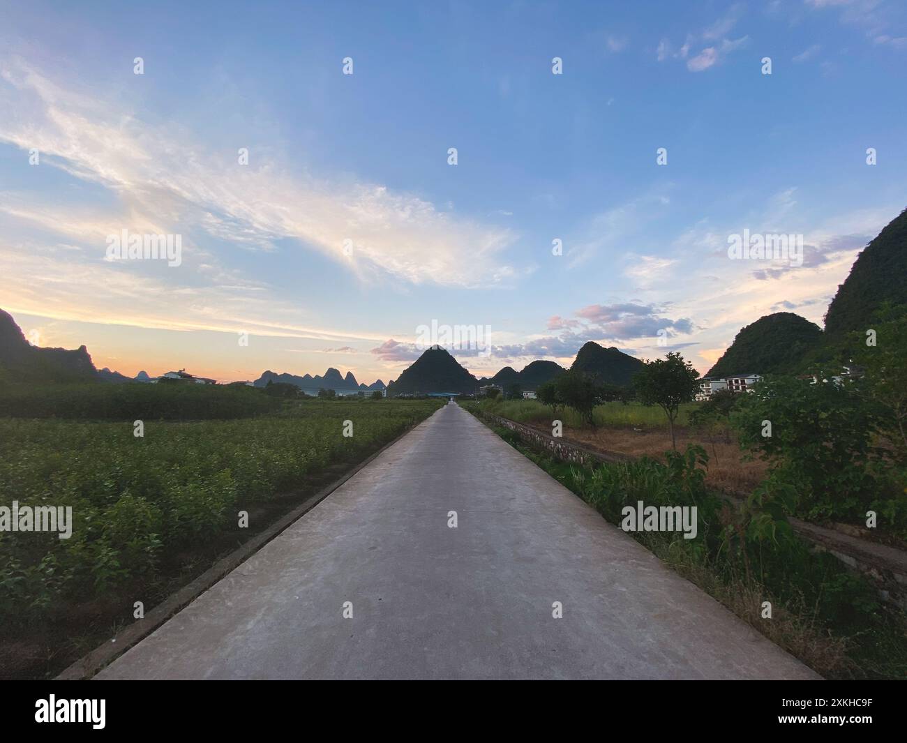 Landscape of yangshuo china Stock Photo - Alamy