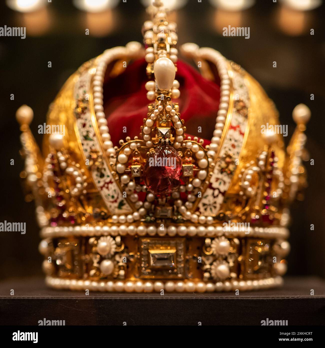 Historical hungary crown jewels hi-res stock photography and images - Alamy