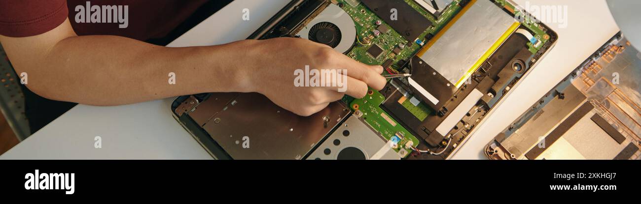 Technician Repairing Motherboard Of Laptop Stock Photo - Alamy