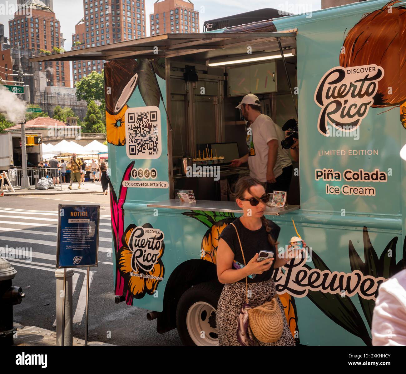 Ice cream lovers beat the heat and flock to the Van Leeuwen X Puerto ...
