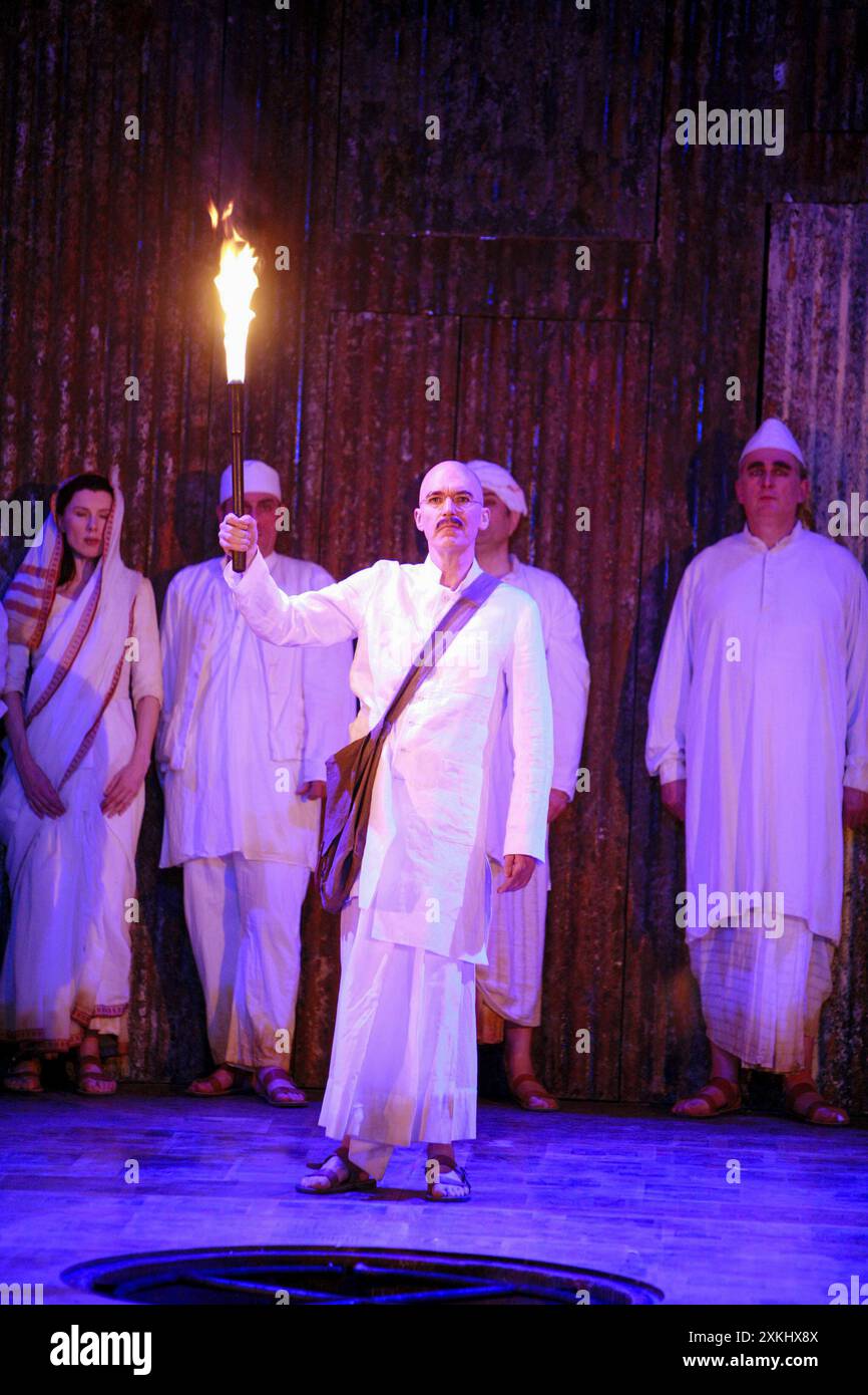 Alan Oke (M.K. Gandhi) in SATYAGRAHA at the English National Opera (ENO ...