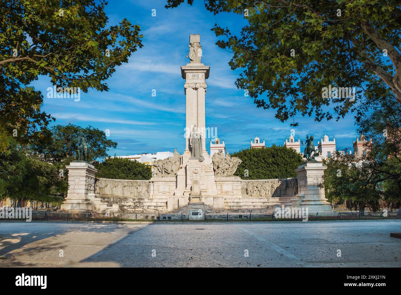 Constitution plaza sculpture hi-res stock photography and images - Alamy
