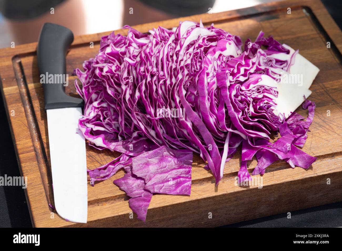 Cross section close up red cabbage hi-res stock photography and images ...