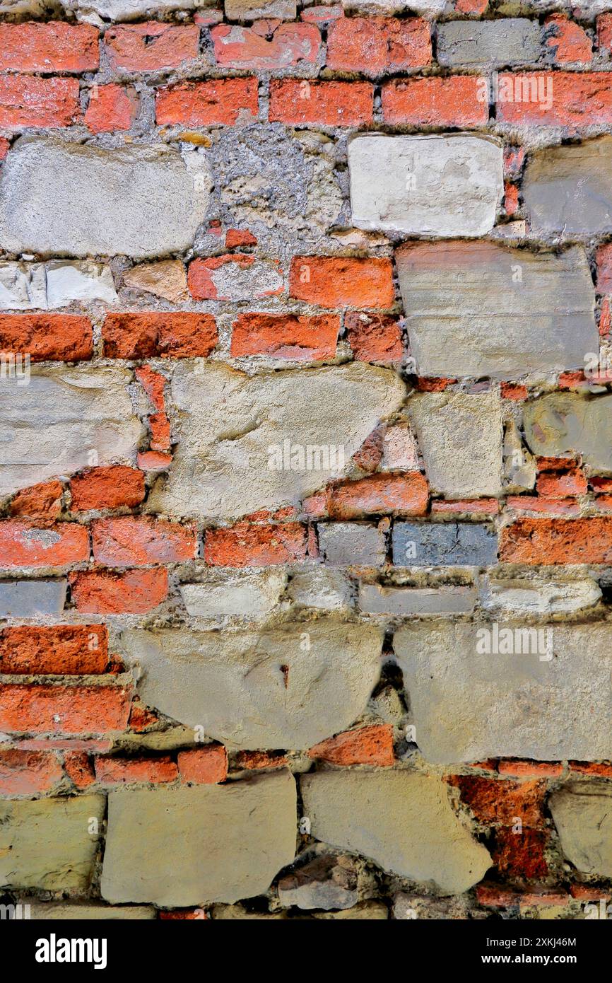 alte ziegel mauer mit sandstein, misch wand Stock Photo - Alamy