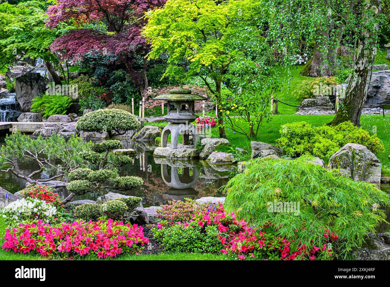 Stone lantern, pond, Kyoto Japanese Garden, Holland Park, Kensington ...