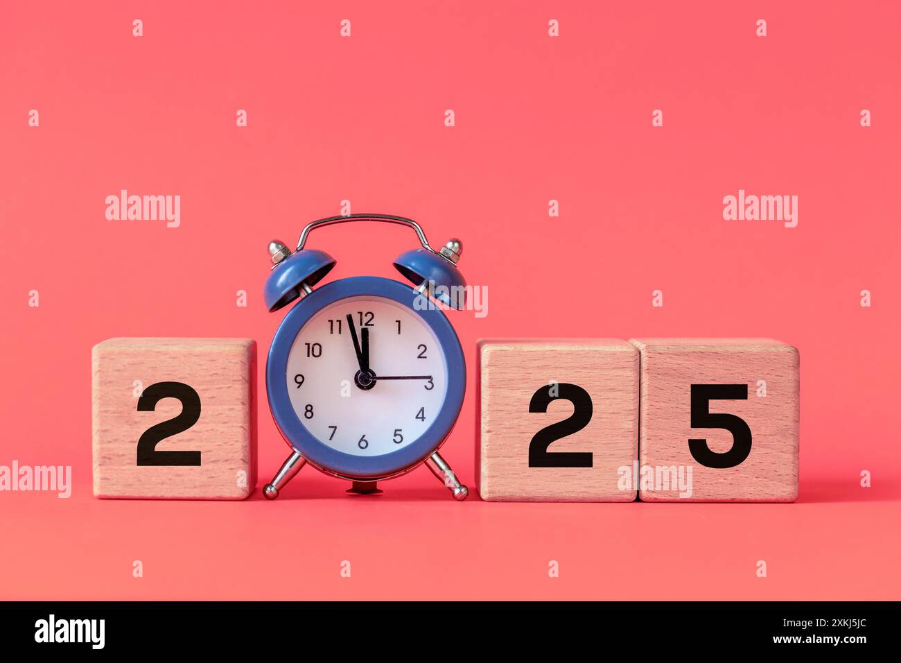 2025 loading hi-res stock photography and images - Alamy