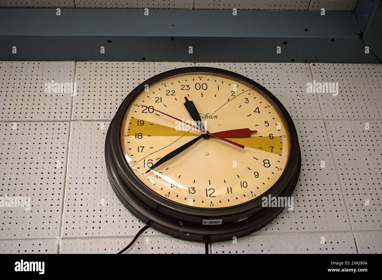 Morse code clock hi-res stock photography and images - Alamy
