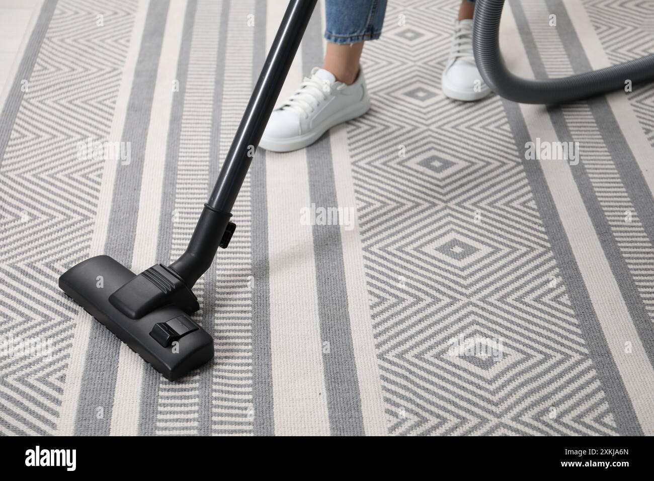 Vacuuming process hi-res stock photography and images - Alamy