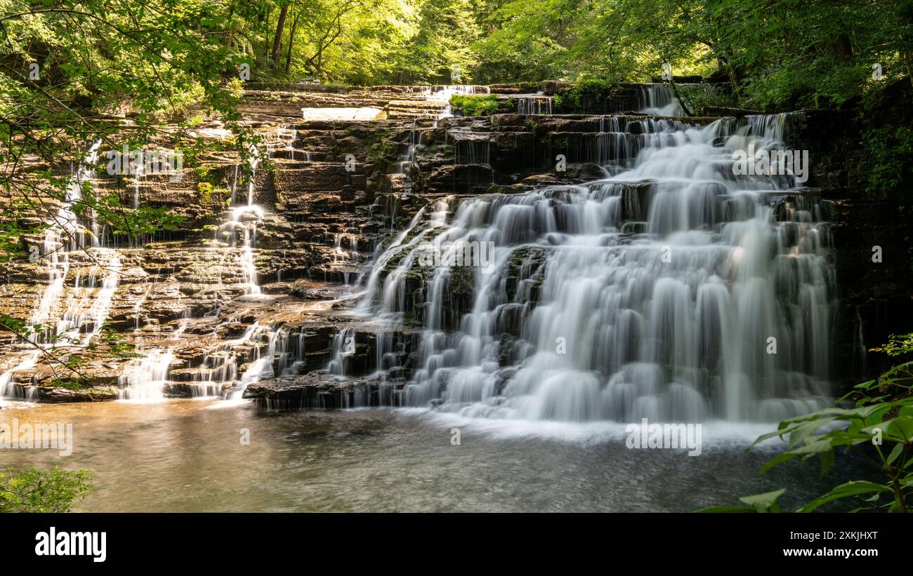 Beautiful waterfall in manchester hi-res stock photography and images ...
