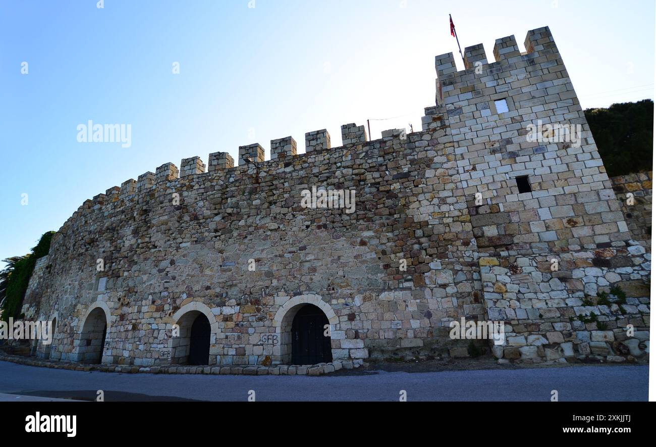 Foca Castle in Foca, Izmir, Turkey Stock Photo - Alamy